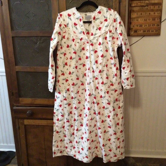 Lanz Of Salzburg Nightgown Cardinals Online | emergencydentistry.com